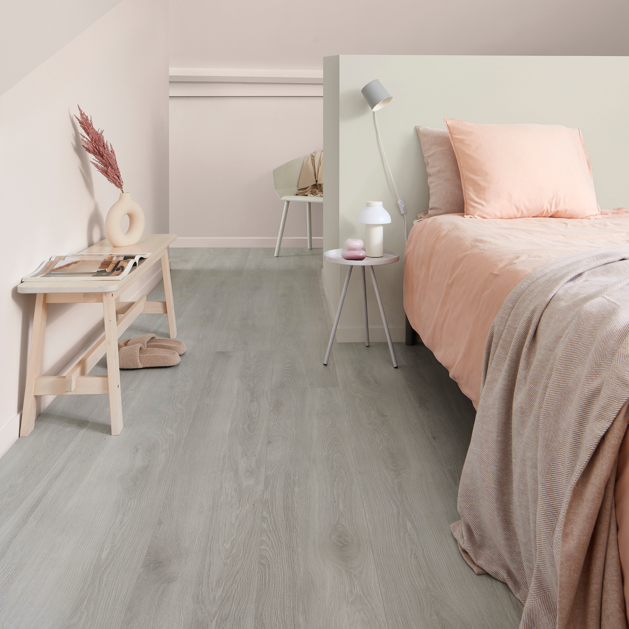 BERRYALLOC OCEAN 8 XL BLOOM SILVER GREY LAMINATGULV | Megaflis.no