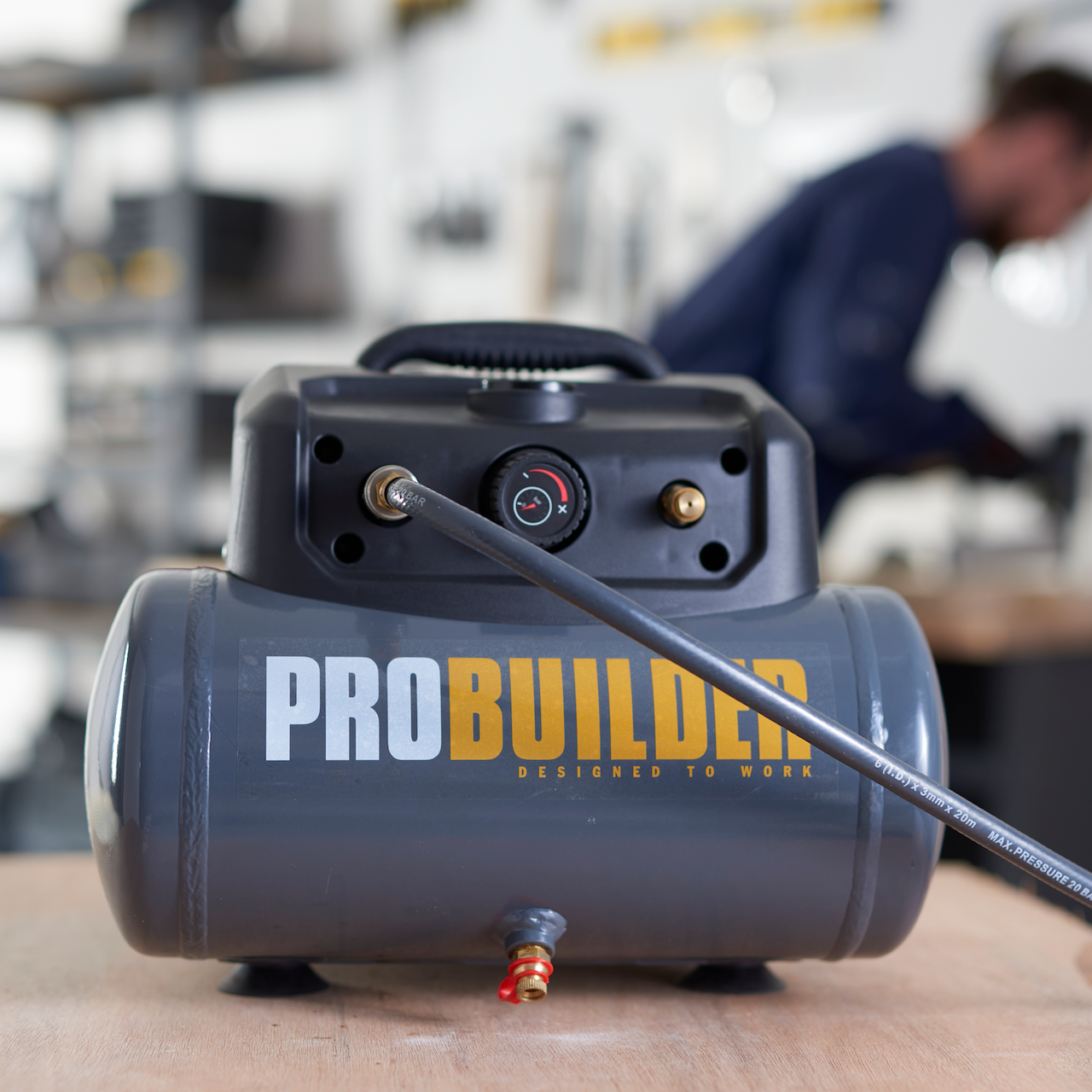PROBUILDER KOMPRESSOR 6L 1,5HK | Megaflis.no