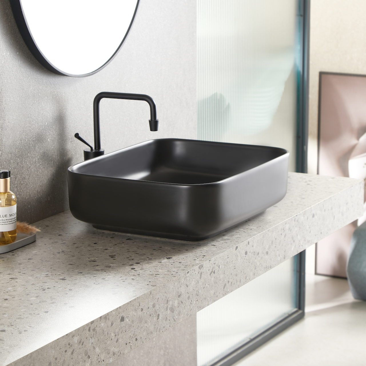 LIND DESIGN SERVANT THIN 1100 MATT SORT | Megaflis.no