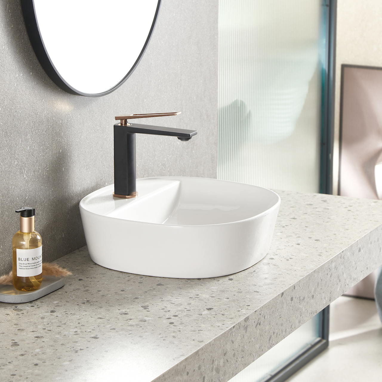 LIND DESIGN SERVANT THIN 1400 | Megaflis.no